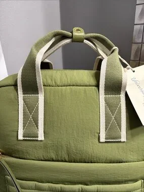 Universal Thread | Bags | Universal Thread Green Nylon Convertible ...